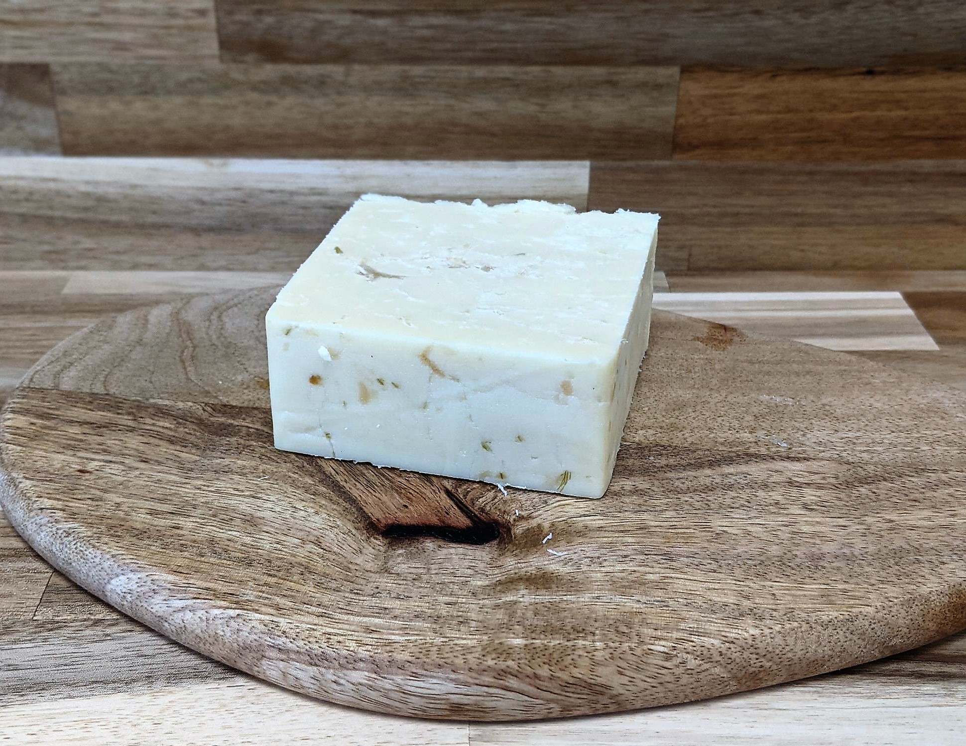 Caramelized Onion Cheddar | Eau Galle Cheese